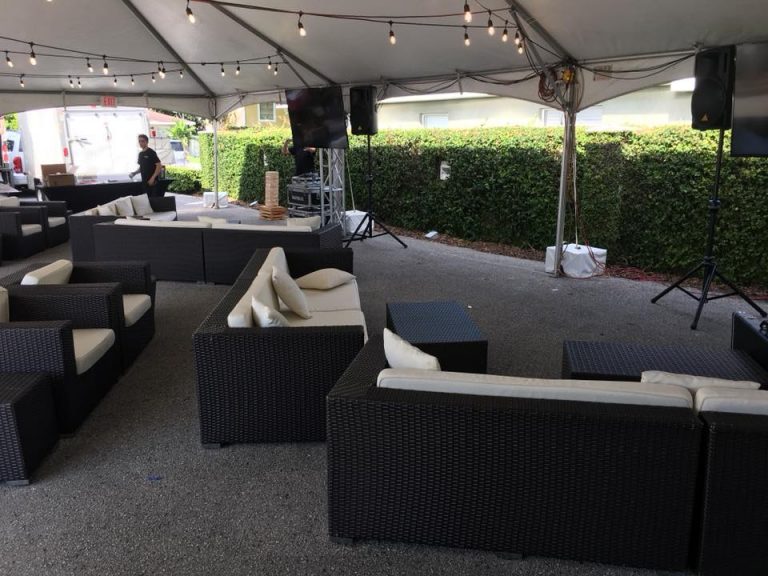 Lounge Furniture Small Events – Chillounge Night